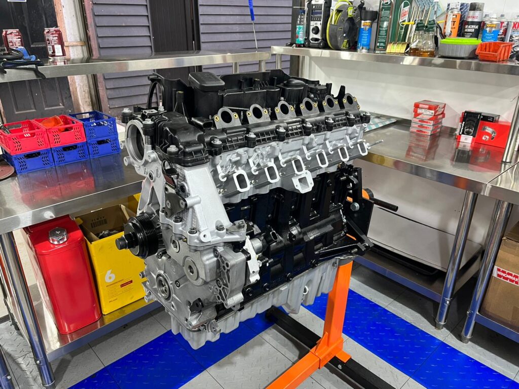 BMW M57 Land Rover Defender Full Engine Conversion – Mahker online store